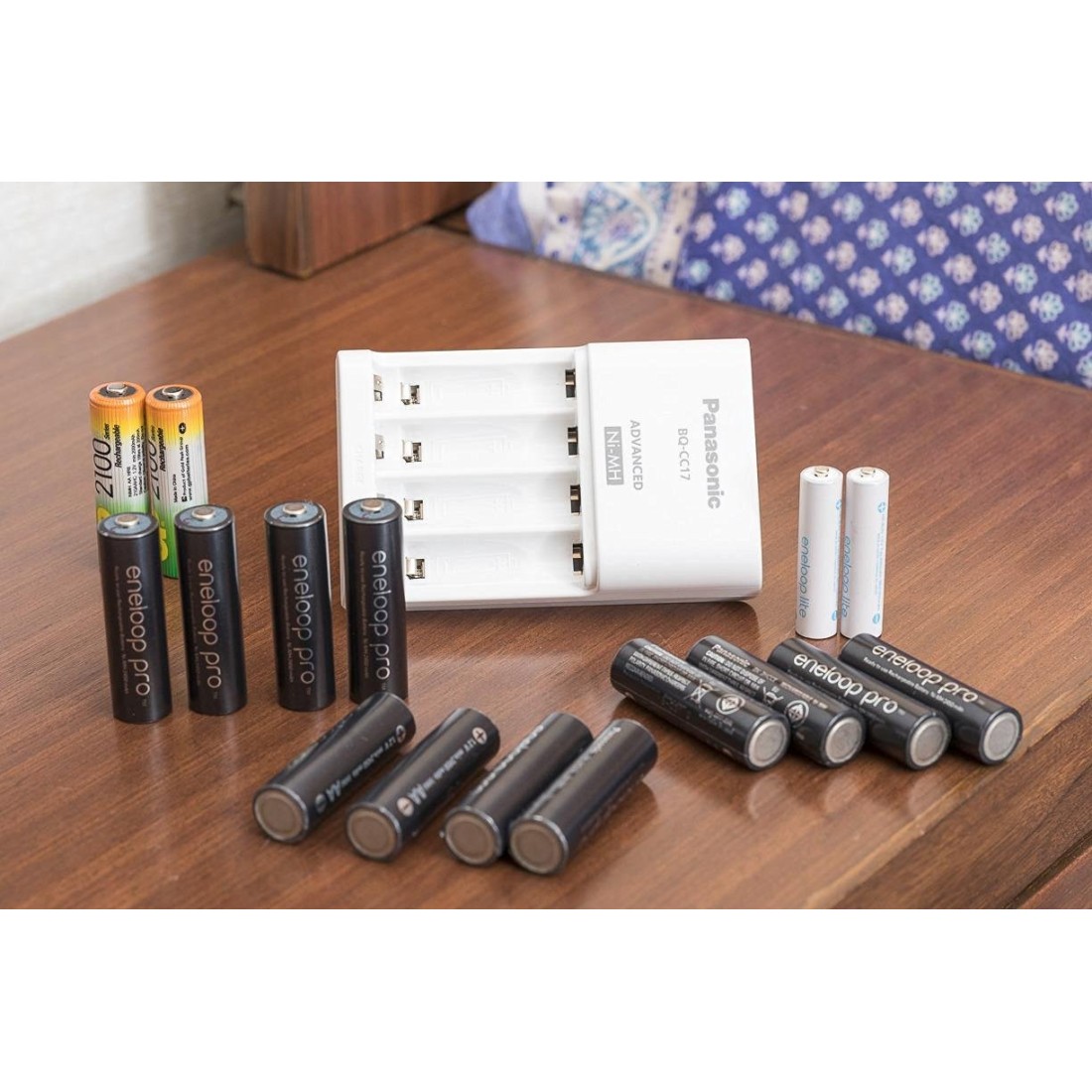 *Original* Panasonic Eneloop Pro AA 2550mAh 4-Pack Rechargeable Ni-MH ...